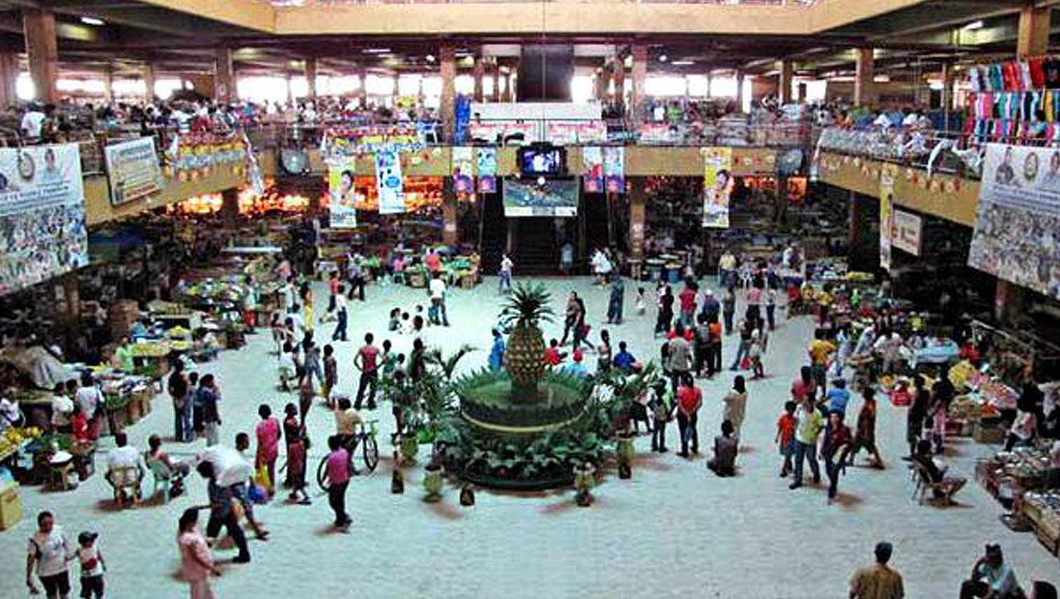 RANDOM SHOTS: Cogon Public Market Atrium circa 2010 - PROGRESS WATCH ...